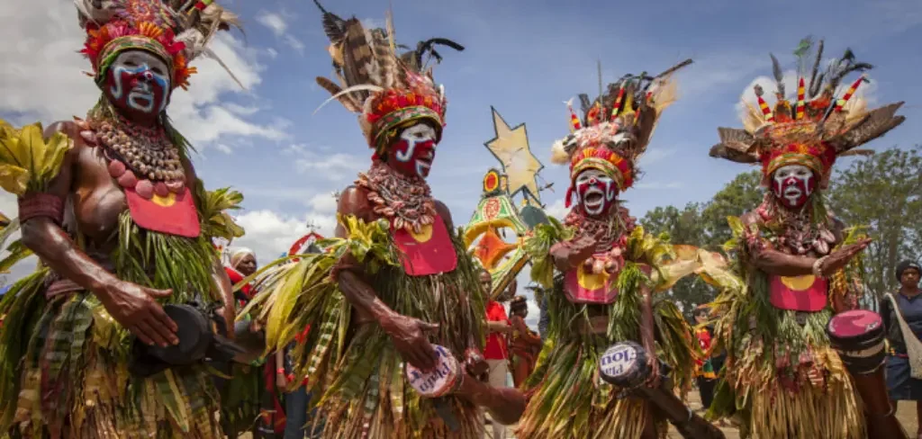 Traditional clothing in Papua New Guinea